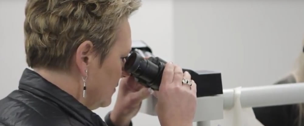 Carolyn Henry Receives Kirk Award for Professional Excellence